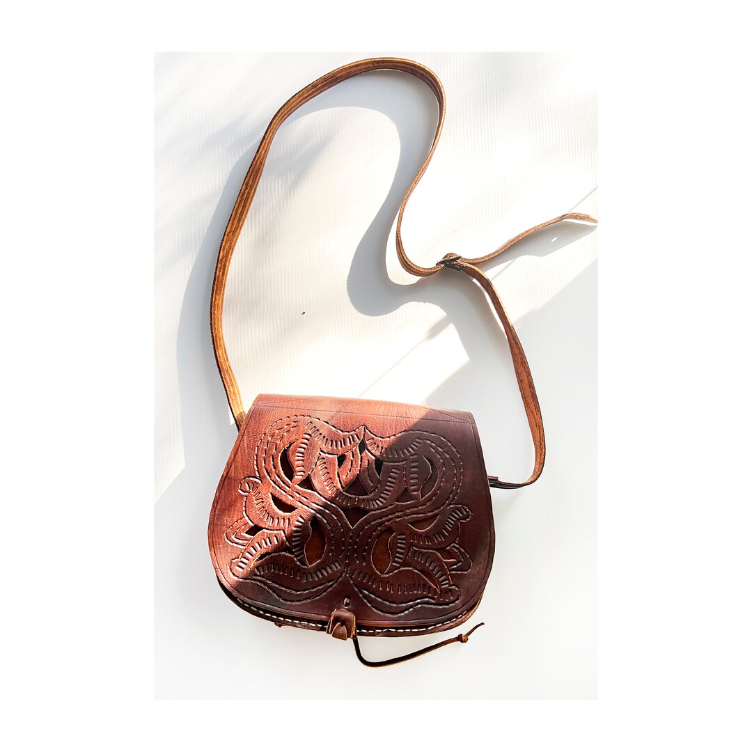 The Andi Bag / Vintage 70s Tooled Leather Purse - Etsy