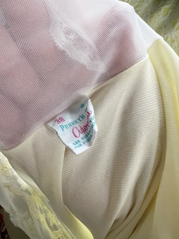 Vintage 1960s Penney's Adonna Pale Yellow and White N… - Gem