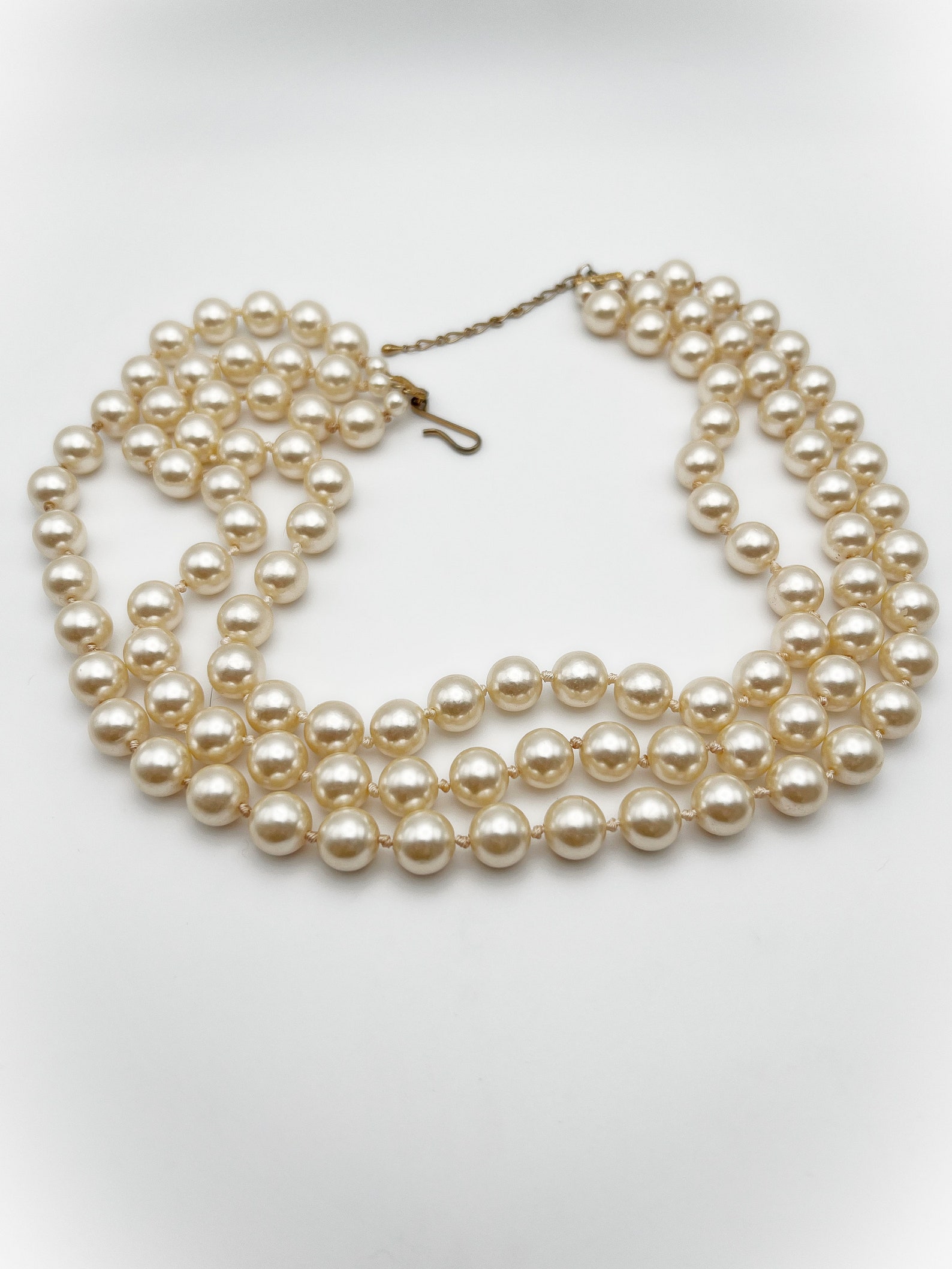 Vintage Faux Pearl Plastic Triple Strand Beaded Necklace - Etsy