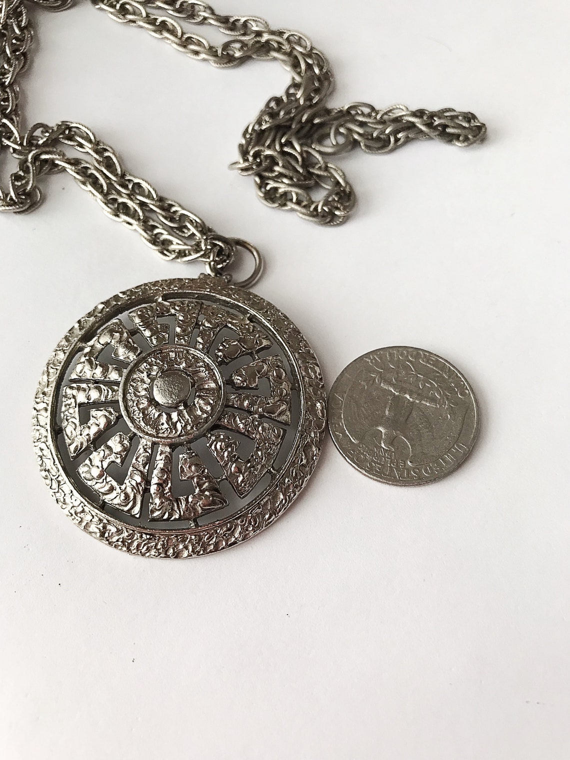 Vintage J.J Silver Tone Metal Pendant Necklace - Etsy