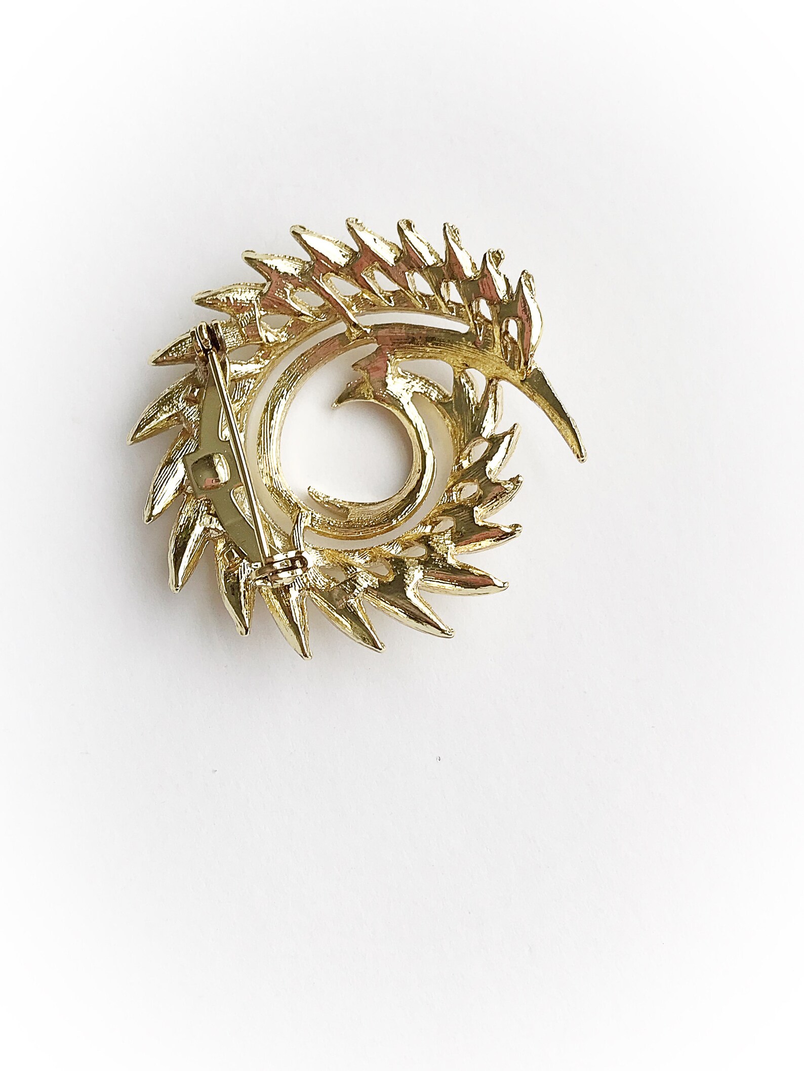 Vintage Gold Tone Metal Leaf Spiral Brooch | Etsy