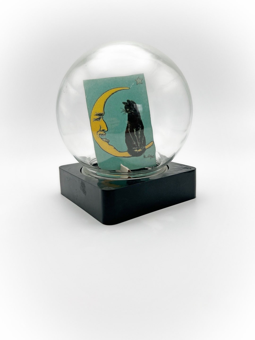 Vintage Crystal Ball Glass Sphere Display Globe With Plastic Square ...