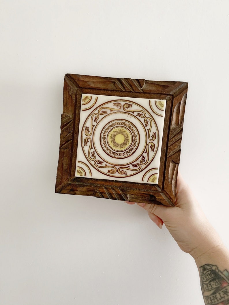 Vintage 1970s Dal Tile Trivet With Wood Frame and Feet Yellow - Etsy