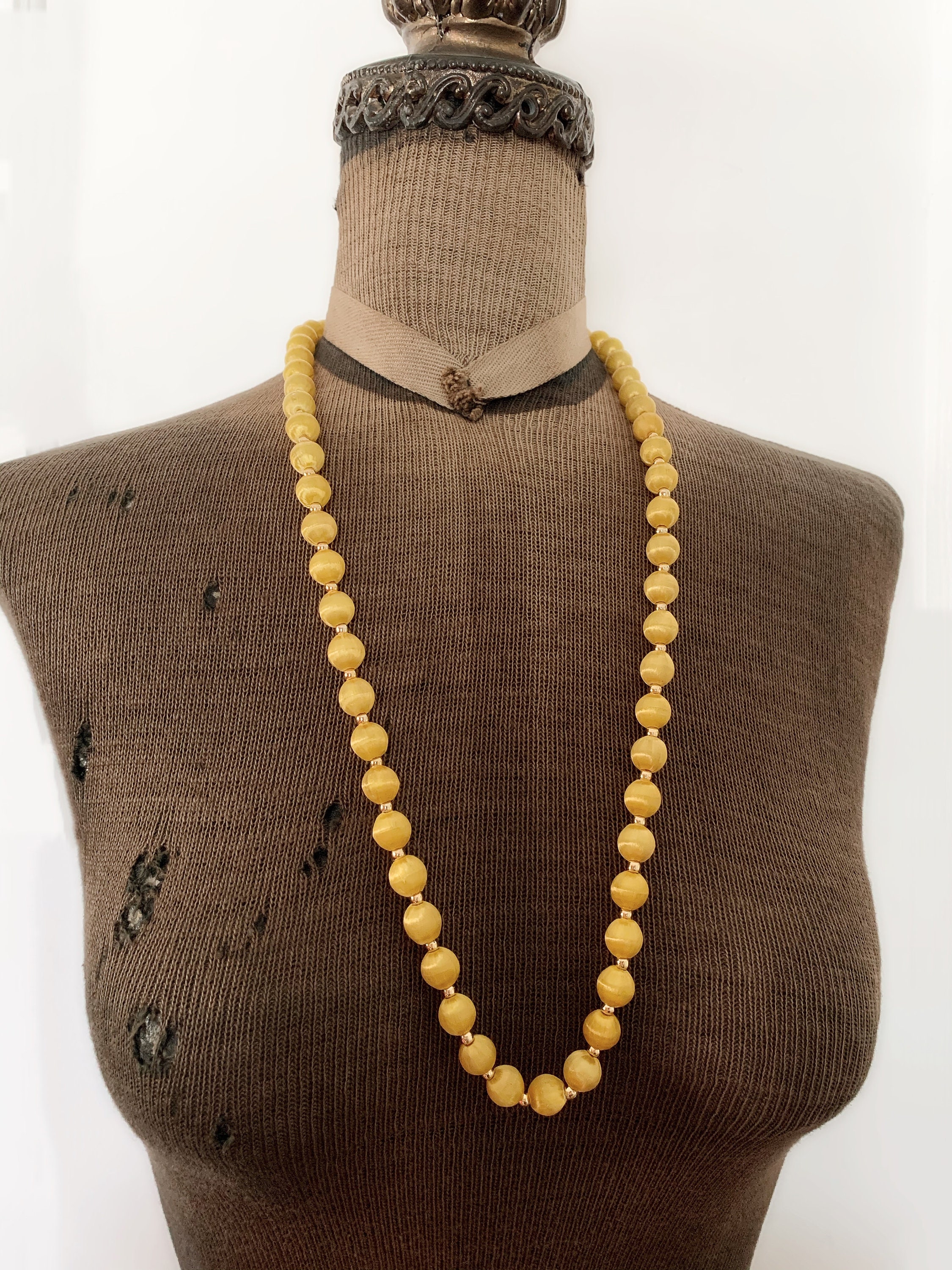 Vintage Kitsch Yellow Thread Bead Necklace | Etsy