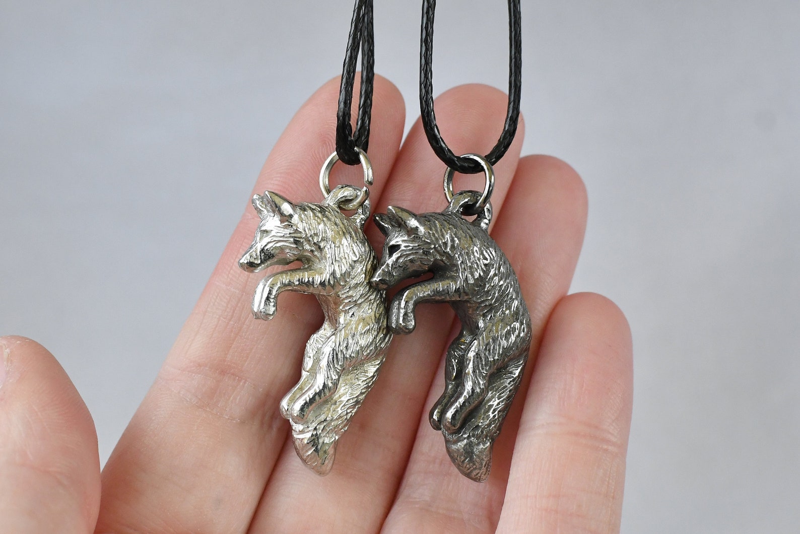 Pewter Fox Couples Necklaces Love Heart Kissing Couple - Etsy