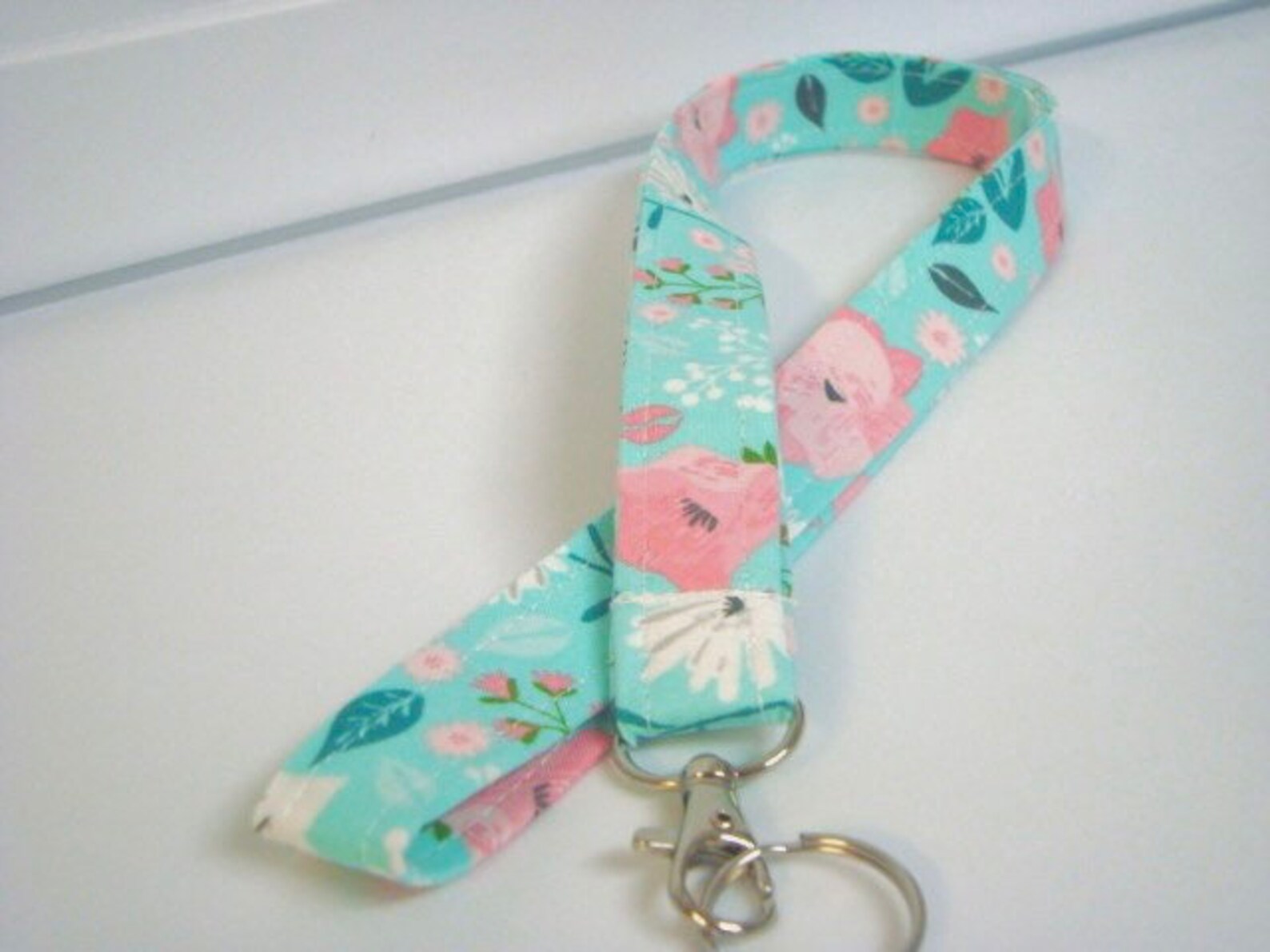 Lanyard ID Holder Key Chain With Swivel Clasp Key Ring Botanical Cotton ...