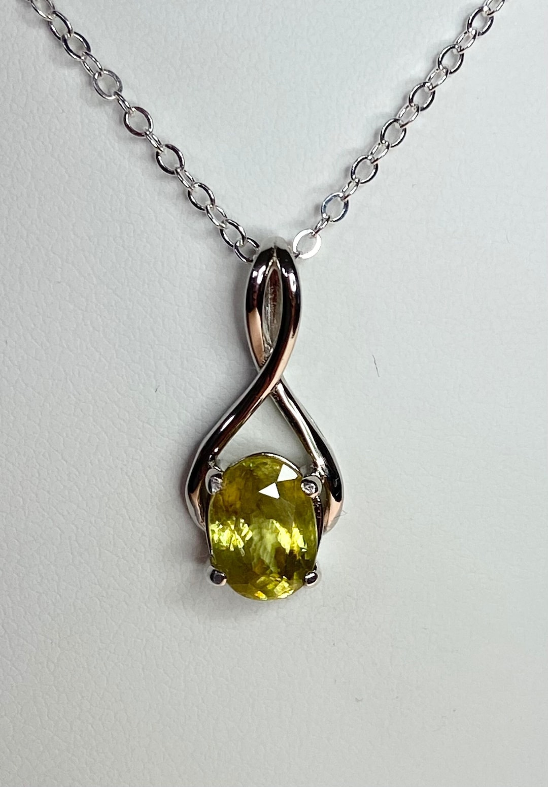 Natural Larger Color Change Color Shift SPHENE Pendant Necklace in ...