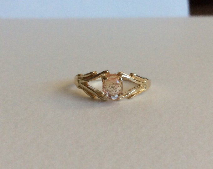 Oregon Sunstone Ring in Solid 10k Yellow Gold - Etsy