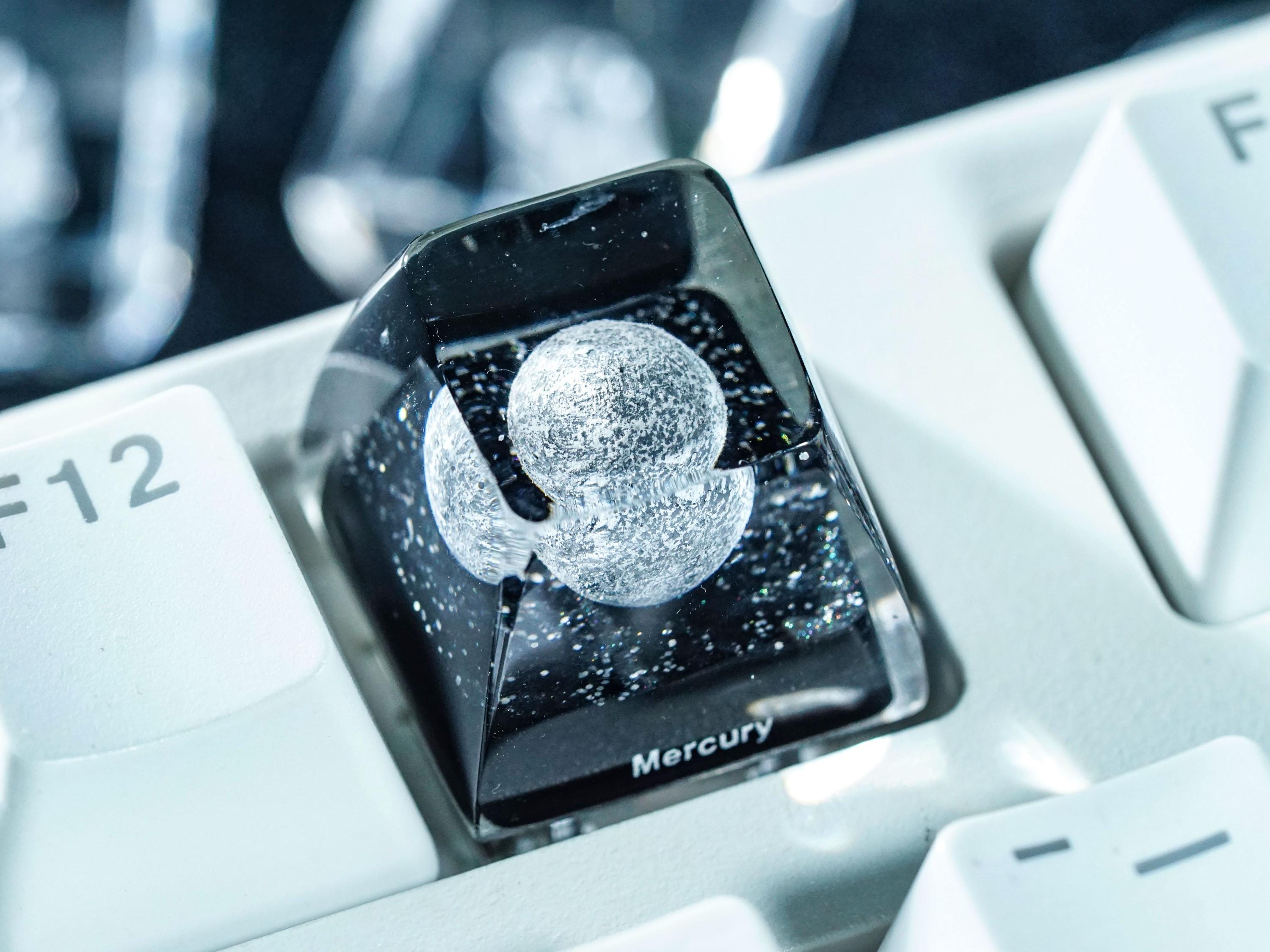 Custom Solar System Keycaps – Galaxy & Planet Resin Artisan Keycap Set ...