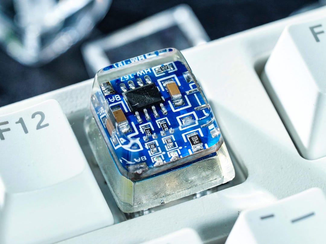 Handmade Blue Computer Chip Keycap Set – Backlit Resin Artisan Keycap ...