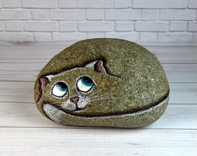 Hand Painted Natural Rock Cat. Painted Stone. Pebble Art. Cat. Rock ...