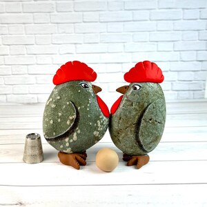 Chicken Couples, Painted Rock, Painted Stone, Pebble Art, Rock Chickens ...