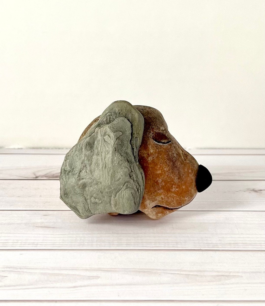 Hand Painted Natural Rock Hound. Dog. Painted Stone. Pebble Art - Etsy