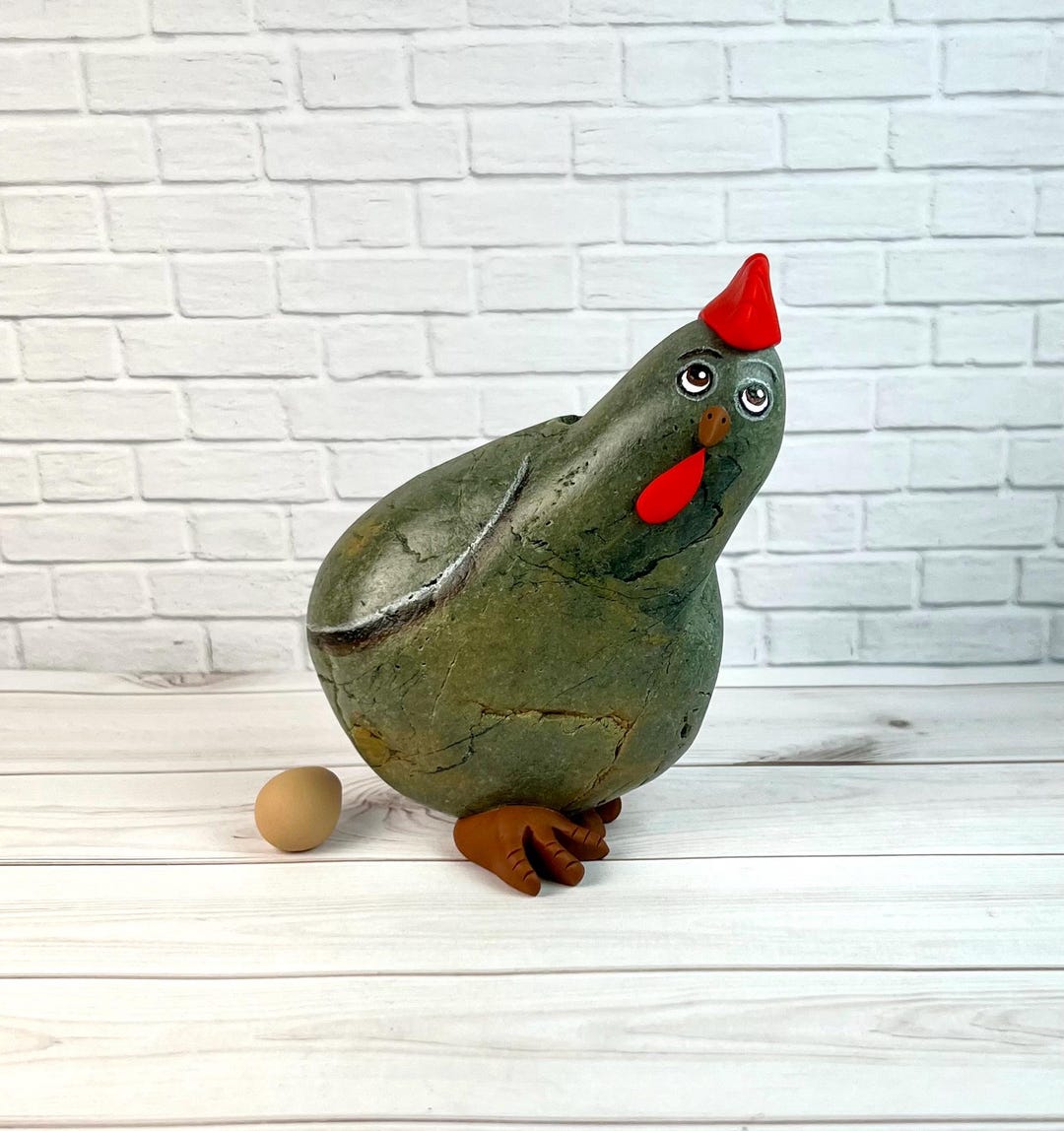 Hand Painted Natural Rock, Rock Hen. Painted Stone. Pebble Art, Rock ...