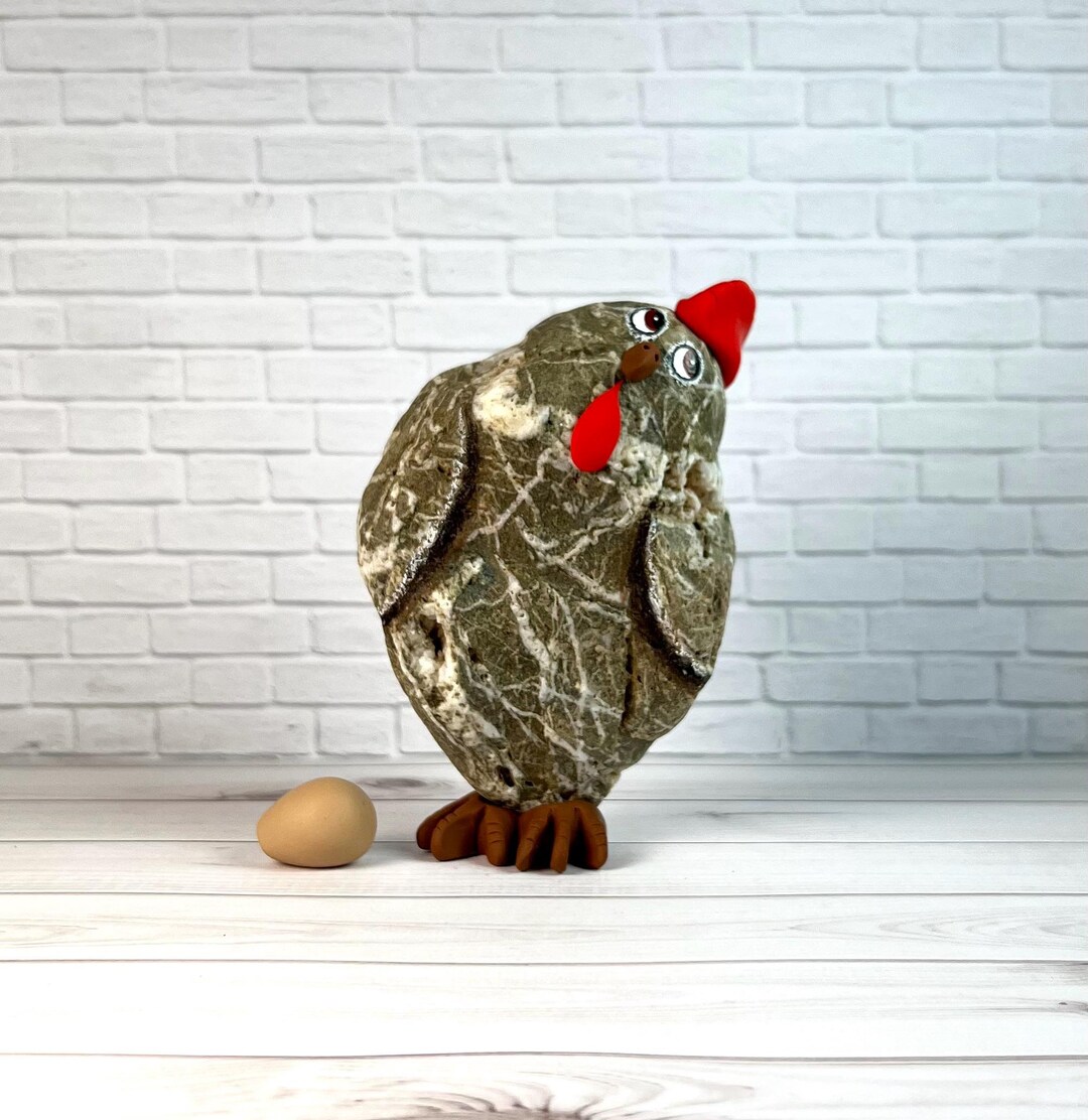 Hand Painted Natural Rock, Rock Hen. Painted Stone. Pebble Art, Rock ...