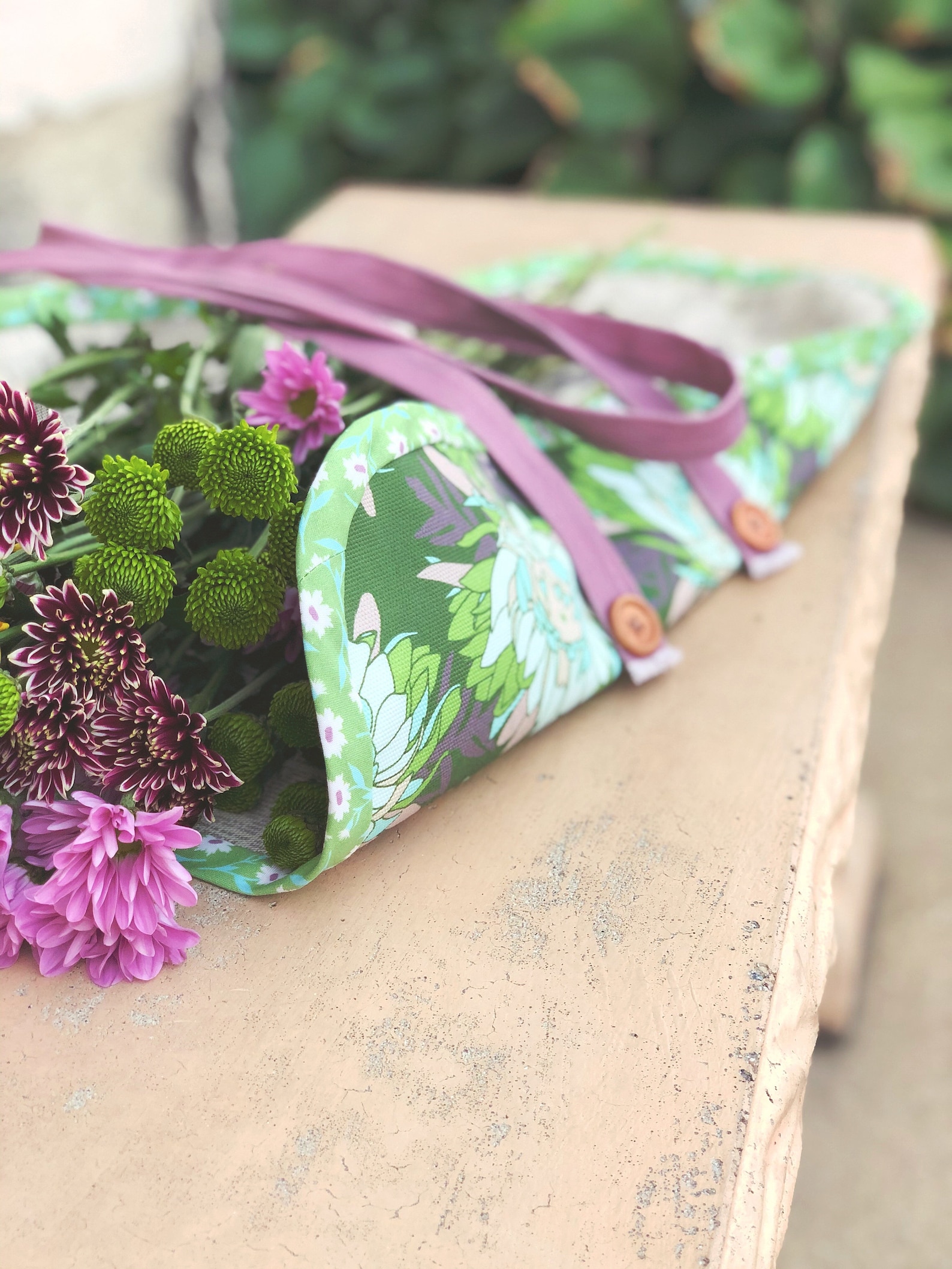 Flower Tote - Downloadable Pattern - Sewing Pattern for Tote to Carry ...