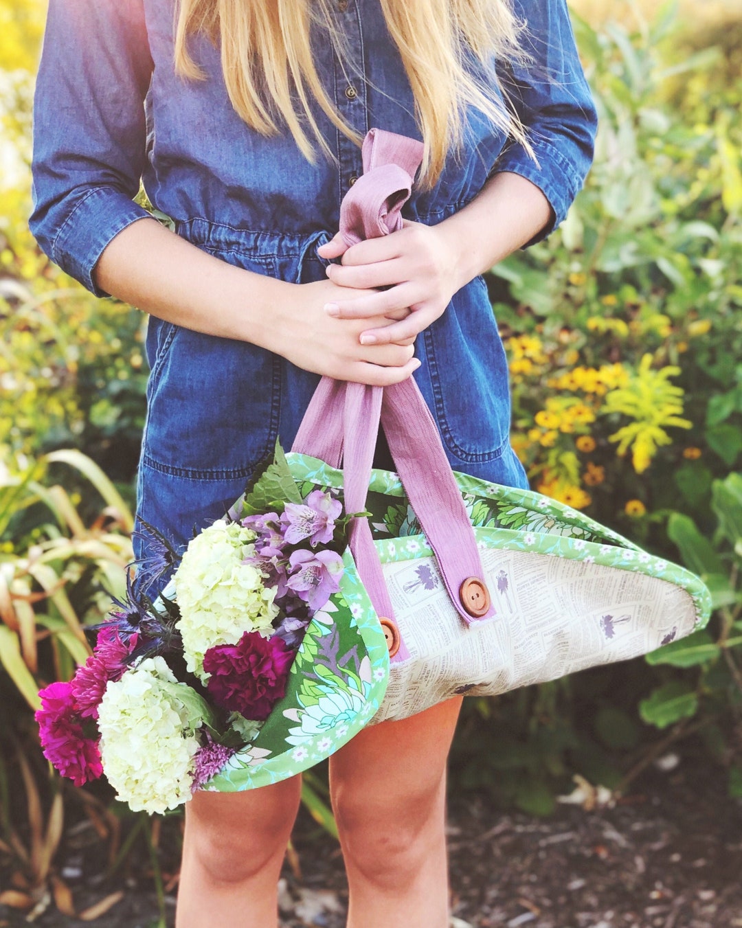 Flower Tote - Downloadable Pattern - Sewing Pattern for Tote to Carry ...