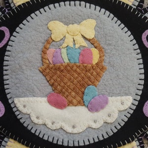 A Tisket A Tasket~easter Basket Penny Rug Table Mat MAILED PATTERN - Etsy