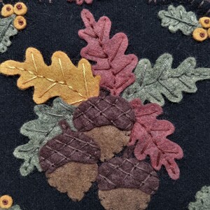 Simply Fall~autumn/thanksgiving Mini Mat/wall Hanging/ MAILED PATTERN ...