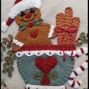 Christmas Cocoa~gingerbread Man in a Cup Penny Rug Table/wall Mat With ...