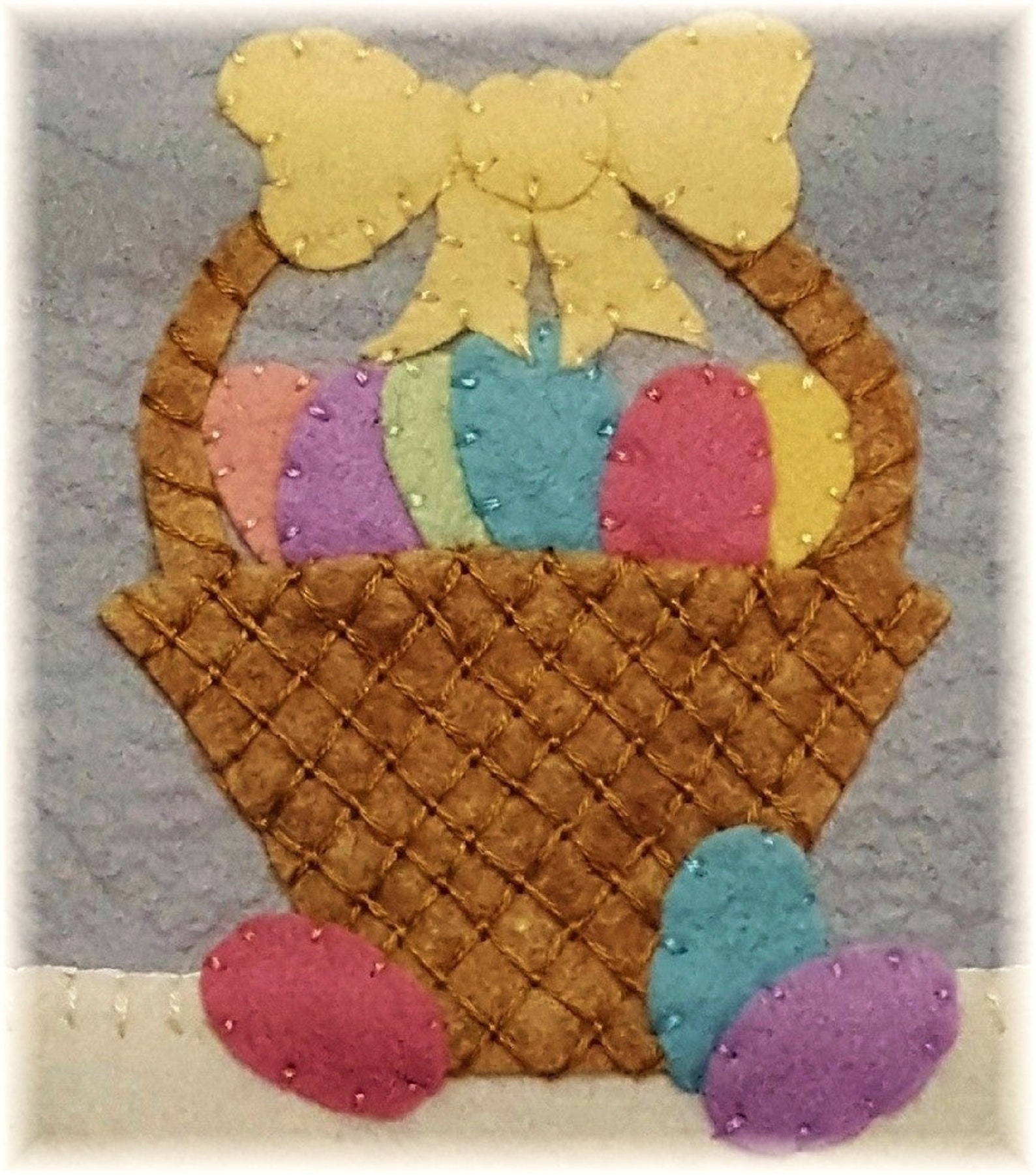 A Tisket A Tasket~easter Basket Penny Rug Table Mat MAILED PATTERN - Etsy