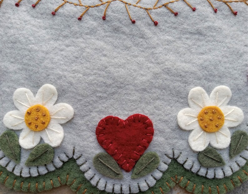 Daisy Chain Spring & Summer Penny Rug/candle Mat Chair Swag - Etsy