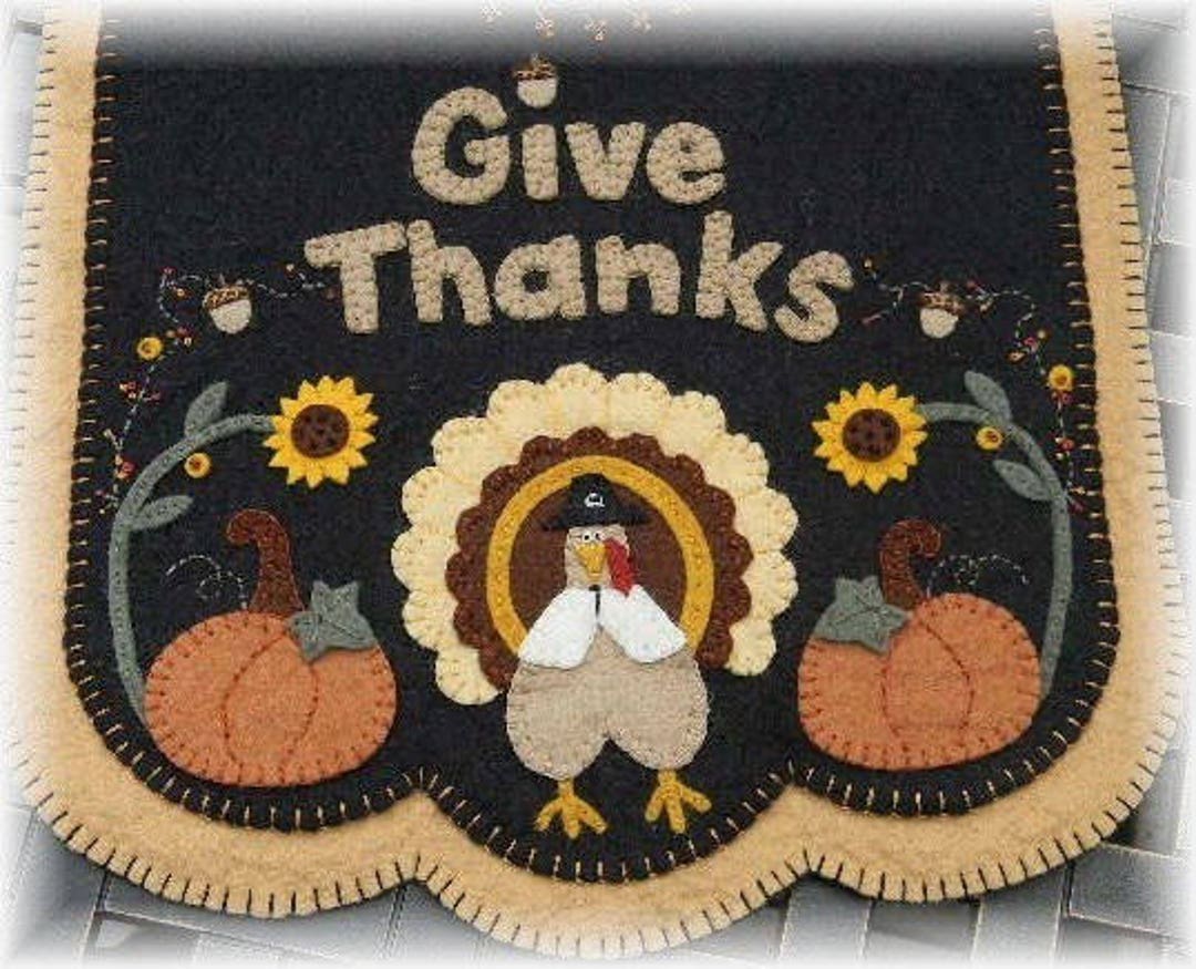 Give Thanks~thanksgiving Penny Rug/table Runner MAILED PAPER PATTERN - Etsy