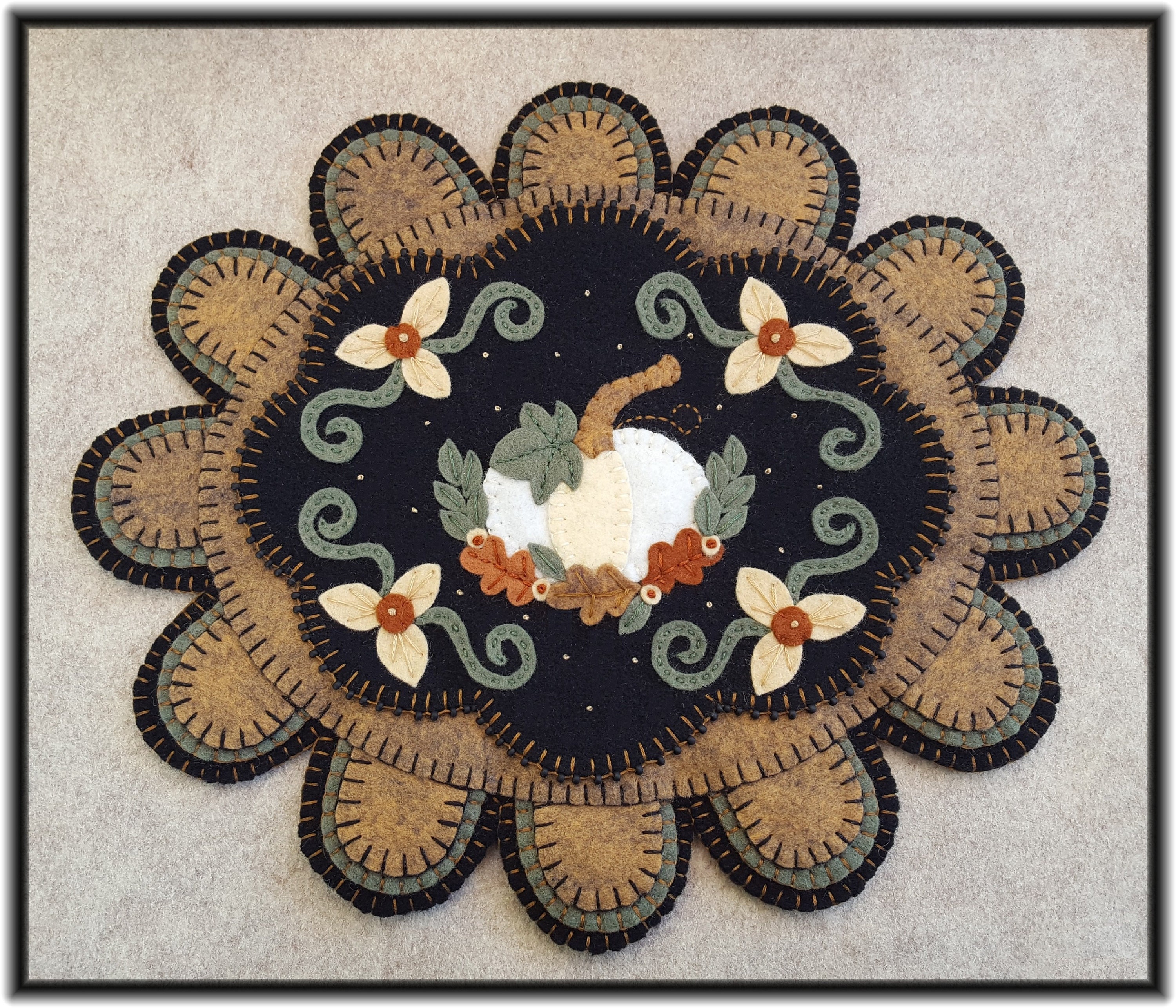 Autumn Twilightfall Pumpkin Bittersweet Penny Rug/candle Mat - Etsy