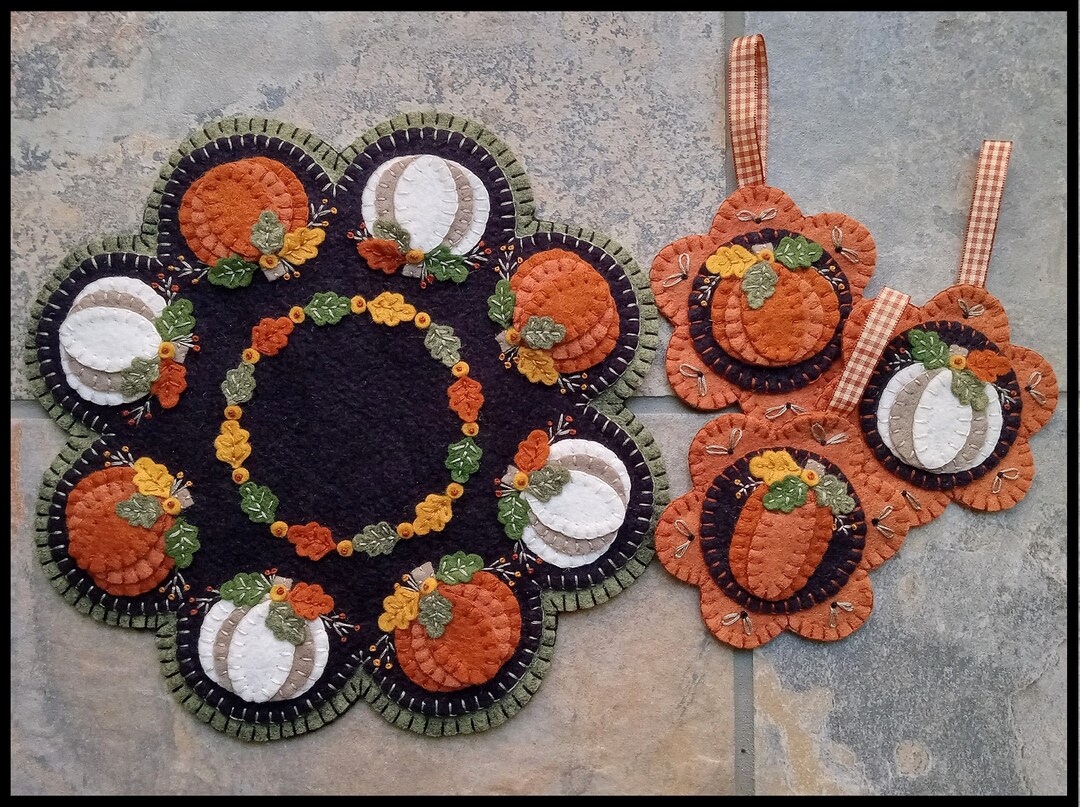 Pretty Pumpkins Fall/autumn Penny Rug/candle Mat With Mini Mats DIGITAL ...