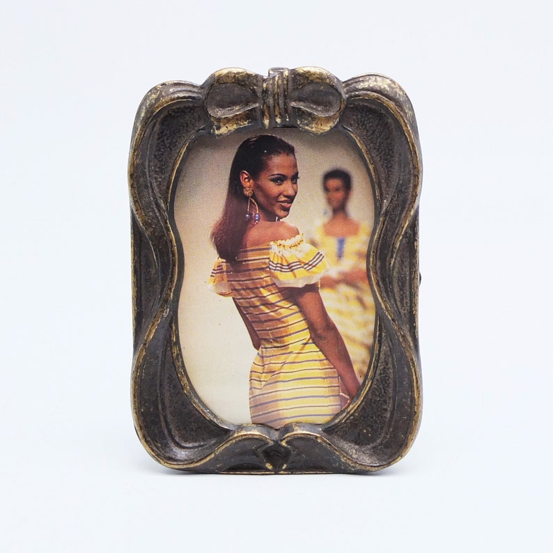 Vintage Brass Picture Frame /// Ribbon Photo Frame - Etsy