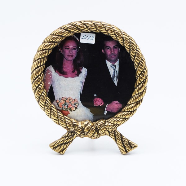 Round Brass Frame - Etsy