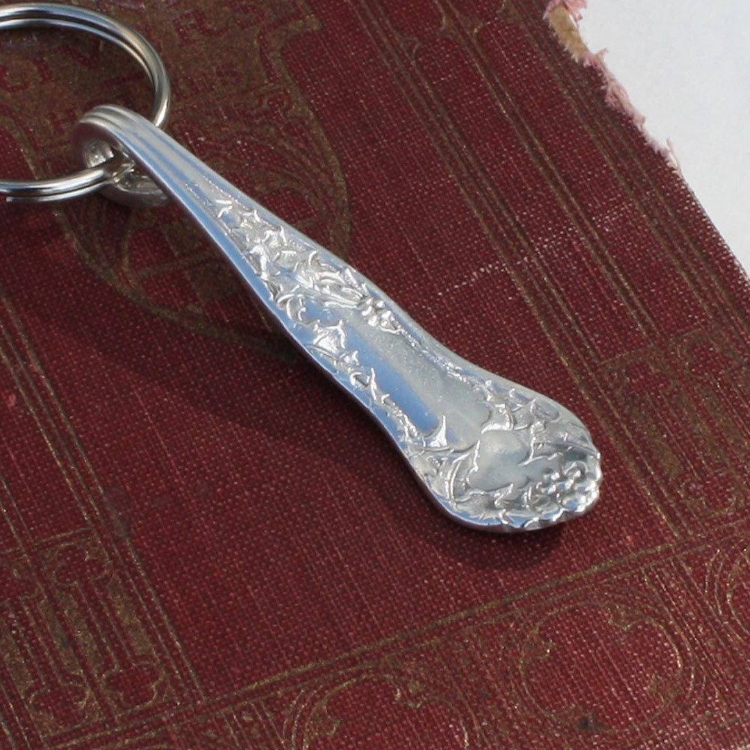 Spoon Key Chain, Spoon Key Ring, Upcycled Silverware, Holly Pattern, No ...