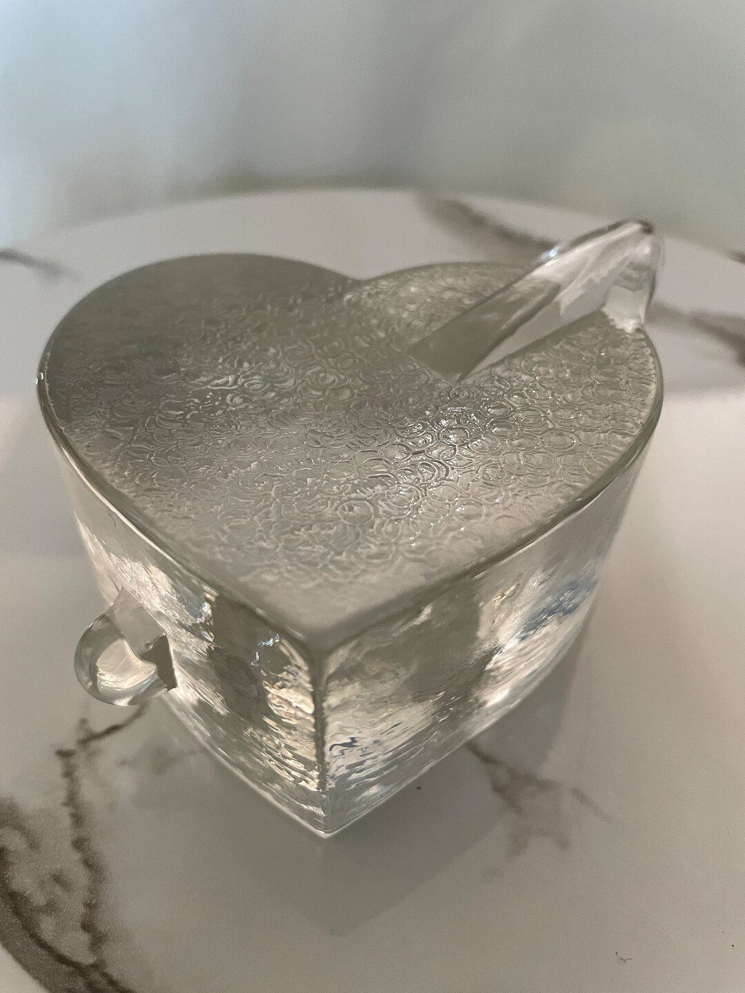 Clear Glass Paperweight Heart Pierced by Arrow - Textured Linked Circle ...
