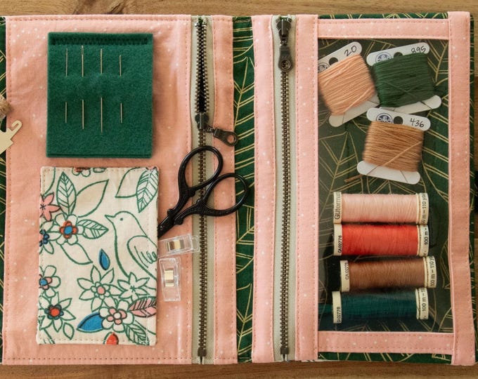 Fold up Craft Organizer / Sewing Wallet / Crochet Hook Case ...