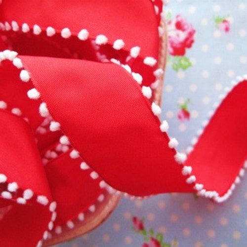 Fuzzy Edge Wired Red and White Ribbon 1 1/2 Inch 1 - Etsy