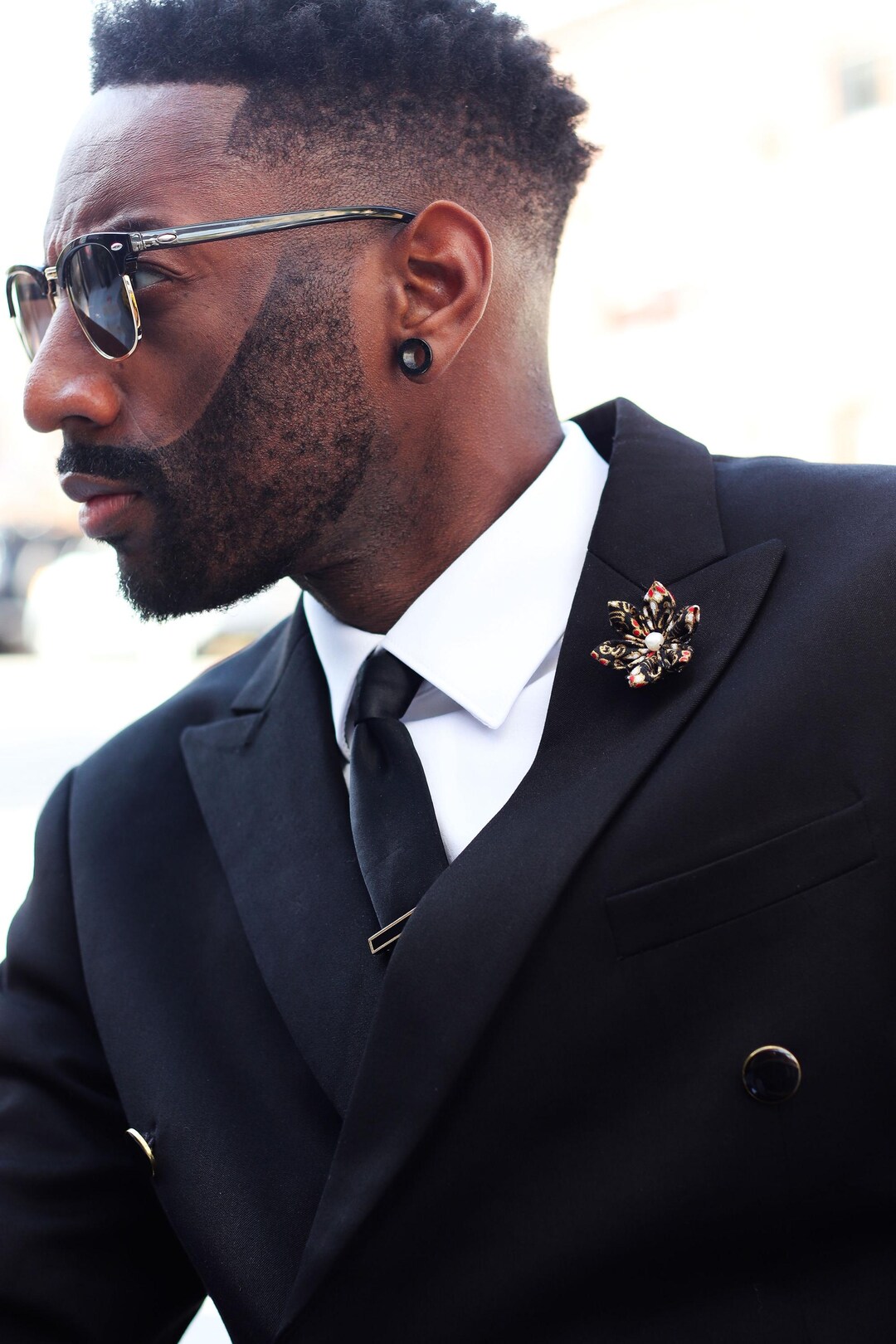 Mens Lapel Pin Flower | Black Gold Red Boutonniere | Kanzashi Brooch - Etsy