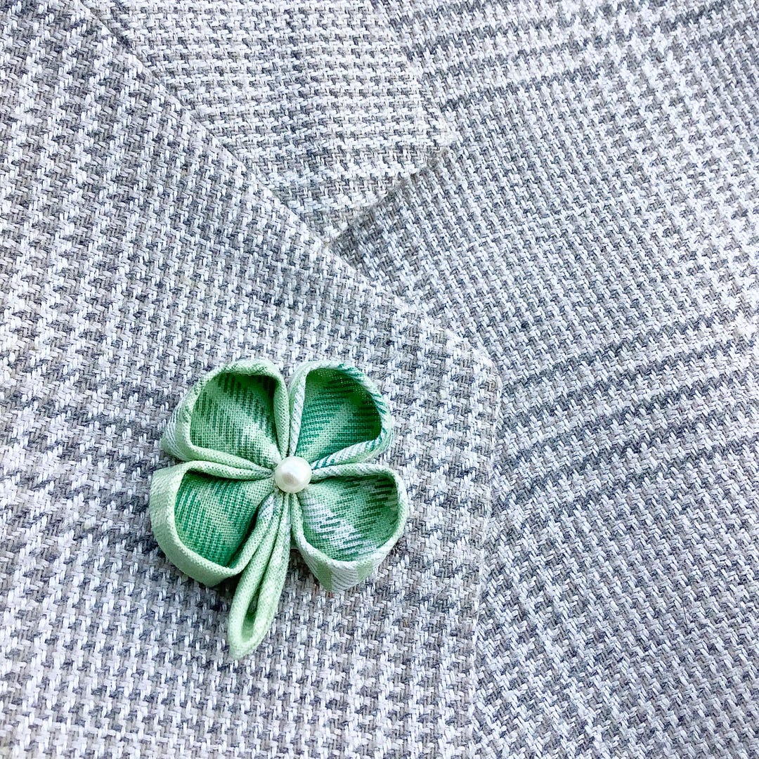 Shamrock Four Leaf Clover Lapel Pins Men Women Green Boutonniere ...