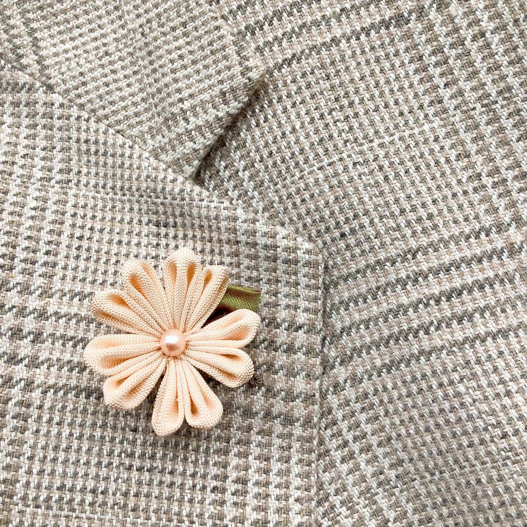 Cherry Blossom Sakura Lapel Flower Pins Men Blush Pink Boutonniere Silk ...