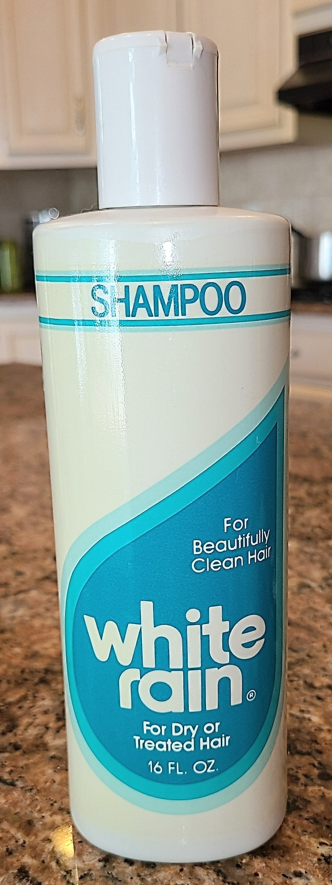 Vintage New Unused Vintage 90s White Rain Shampoo Dry or Treated Hair ...