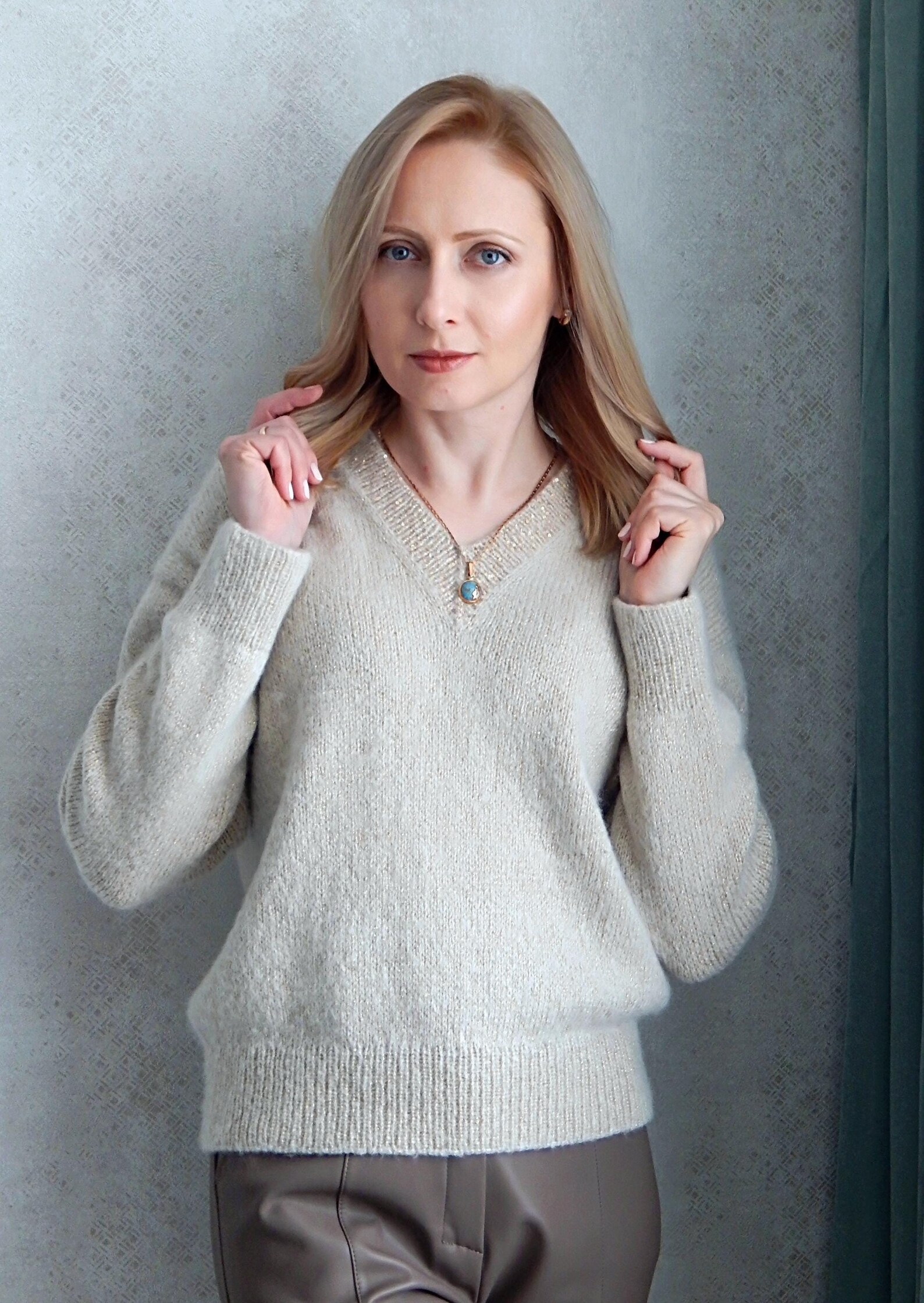 Hand Knitted Merino-wool Sweater for Women in Beige V-neck Sweater ...