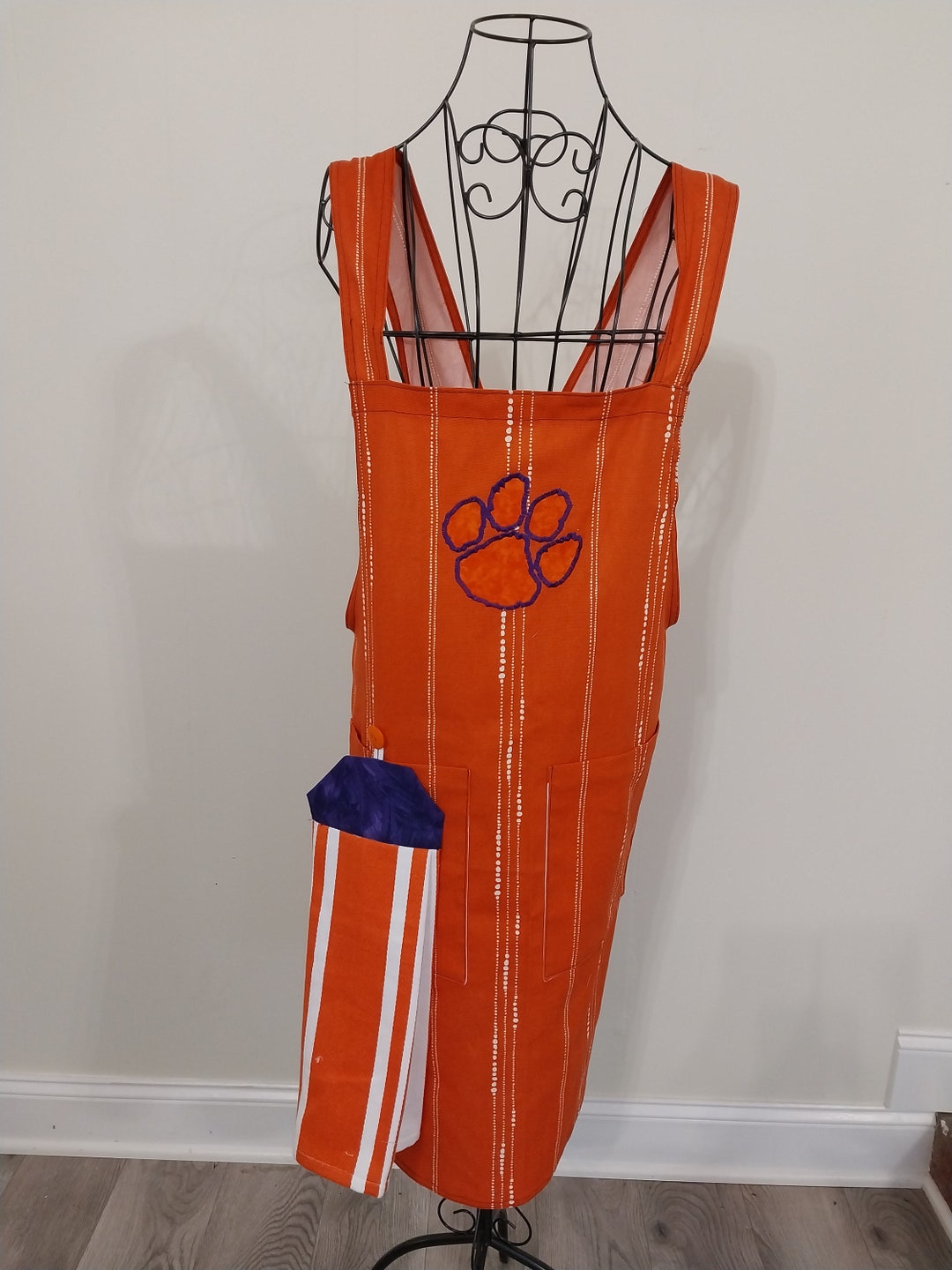 Cross Back Cotton Apron With Pockets, Embroidered With Clemson Paw ...