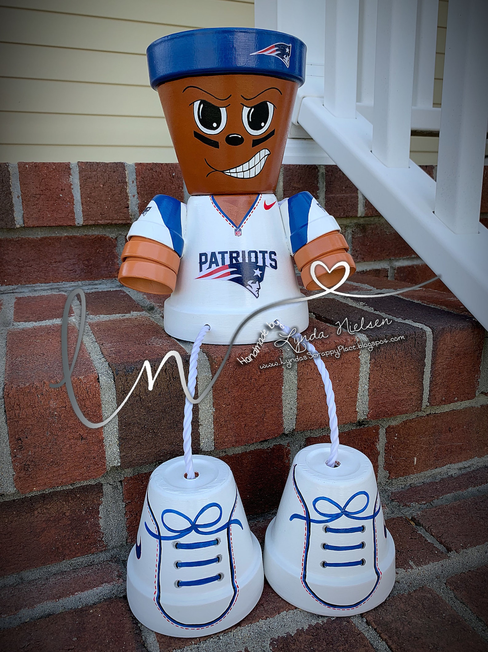 Clay Pot FOOTBALL TEAM PLAYER, Customized Clay Pots, Hand Painted Terra ...