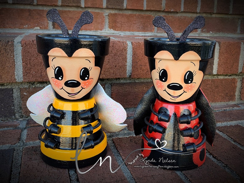 Clay Pot BUMBLE BEE Hand Painted Terra Cotta Pots Pot Heads - Etsy ...