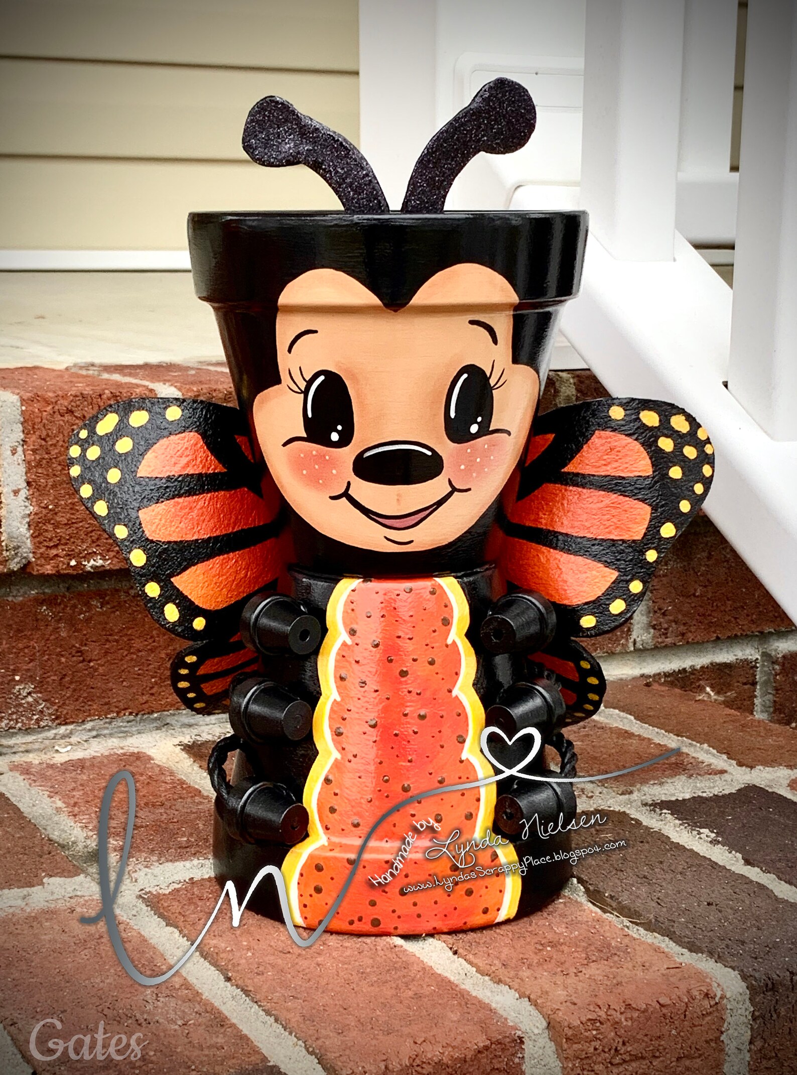 Painted Clay Pot BUTTERFLY, Hand Painted Terra Cotta Pot, Pot Heads - Etsy