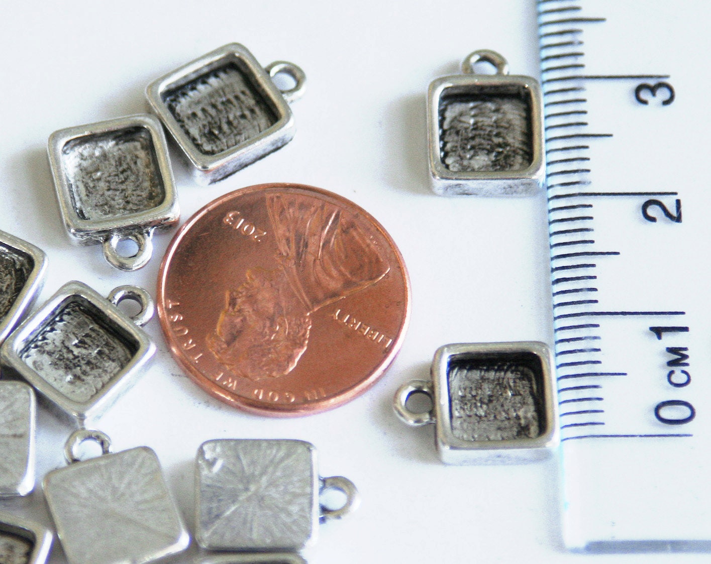 Square Bezel setting antiqued bronze color 9mm 6mm int | Etsy