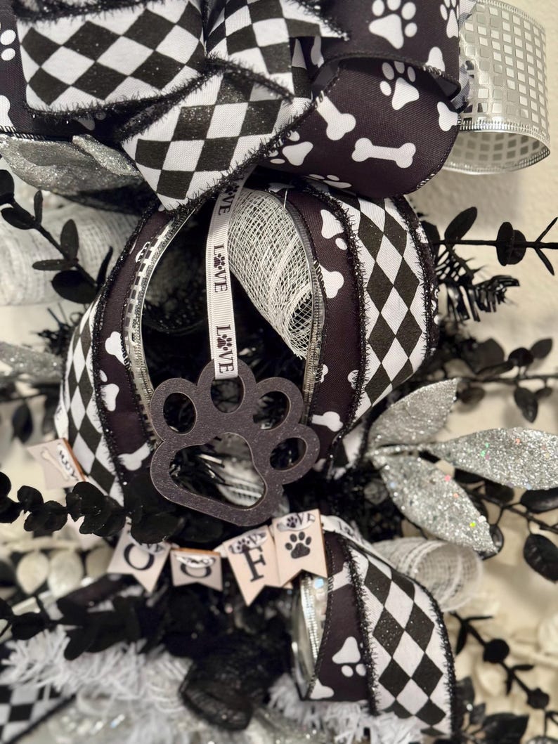 Dog Paw Print Black, White & Silver Door Hanger - Cat Pet Lovers ...