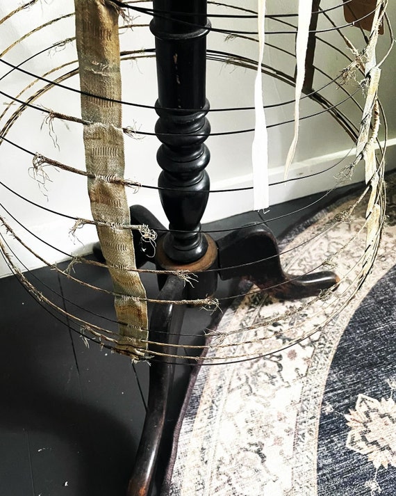 Antique French Hoop very early, a shabby beautiful th… - Gem