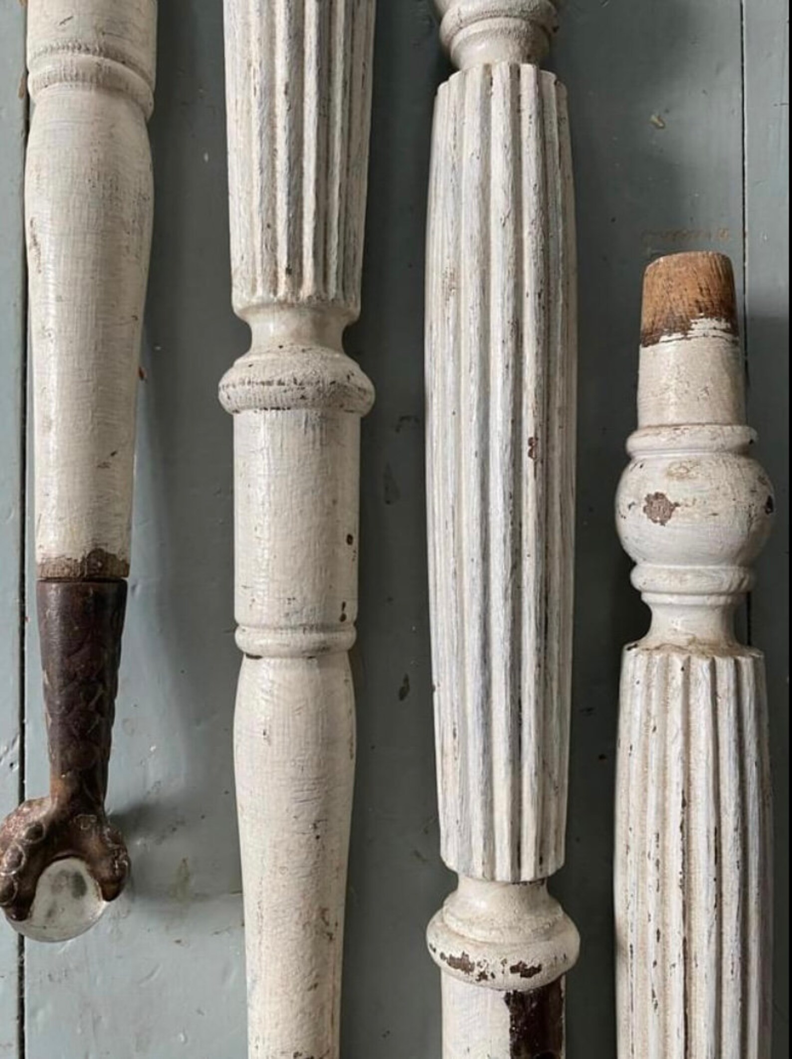 Antique Reeded legs shabby legs antique table. Adamesque. | Etsy