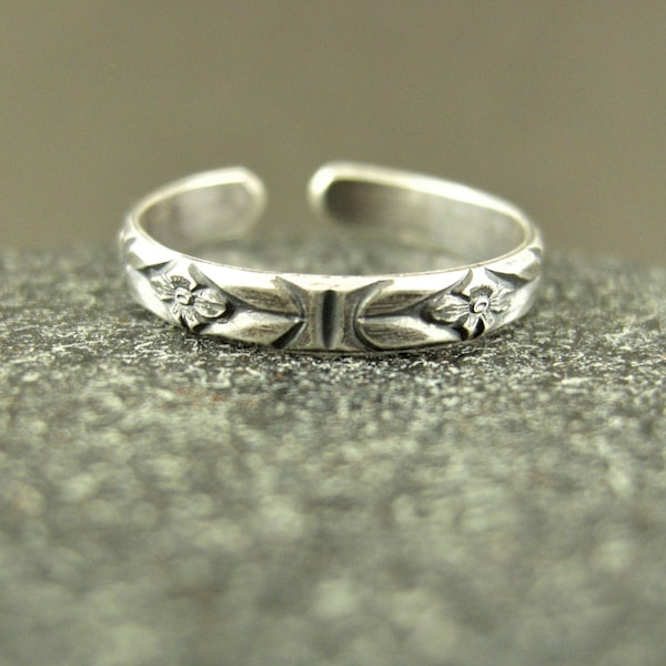 Sterling Toe Ring - Etsy