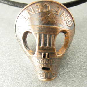 ALIEN PENDANT, CHARM, Sculpture, Penny Creations, Miniature Alien ...